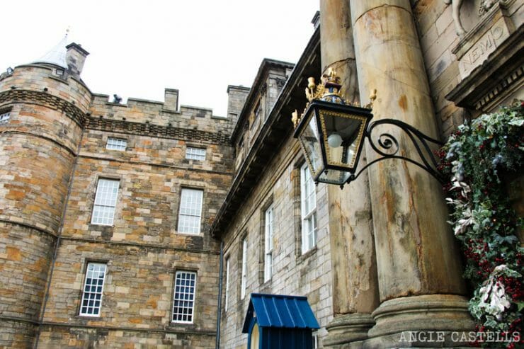 Visitar la abadía y el palacio de Holyrood, en Edimburgo